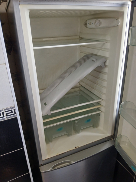 Продаётся Холодиник Electrolux