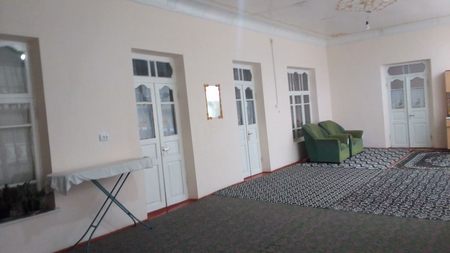 Tayyor hovli sotiladi