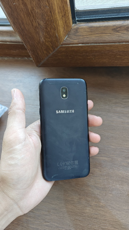 Samsung J5 2017 на запчасть