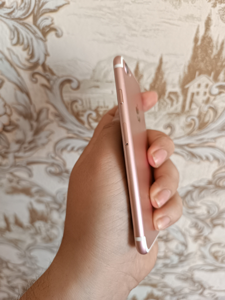Apple iPhone 7 32 GB Rose Gold ideal arzon narxda