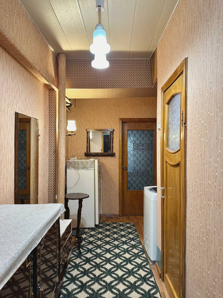 Ц-5 Продаётся 1в2/2/9 не торец ор р лакоста