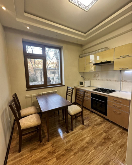 Arenda yunusobod 14kv 2 xonali kv oilaga beriladi