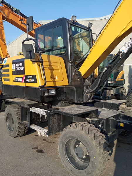 Колесный экскаватор Sany SY65W 0.21 куб. Тўлов хар ой 17 млн лизингга.