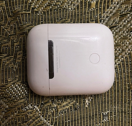 Продаются наушники AirPods (2-го поколения). ОРИГИНАЛ ИЗ ЕВРОПЫ