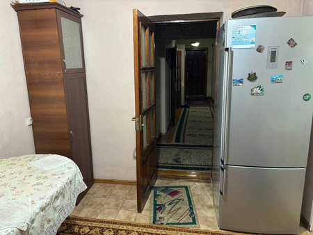 Сдаю 5ти комнатную квартиру на Ц13  (НБ)