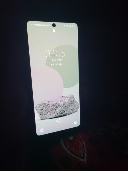 Samsung         A52