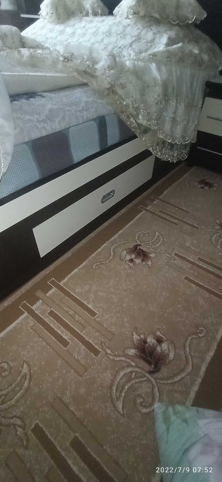 Продается спальный гарнитур