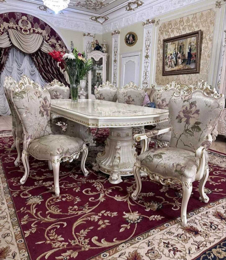Стол стулья + сервант с посудой