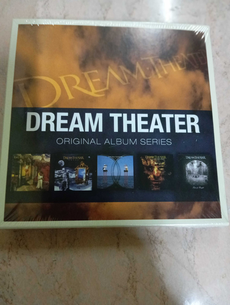 Продам BOX SET из пяти оригинальных альбомов группы DREAM THEATER.