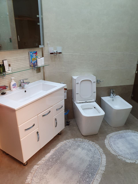Срочно продается евро двушка на Яккасарае