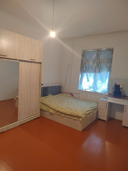Продается коттедж, 6 соток,4 комнаты напротив Муаттар тонг, город Буха