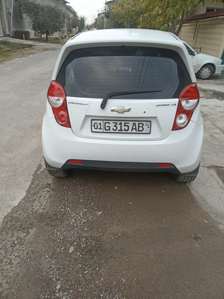 Spark Benzin  2015