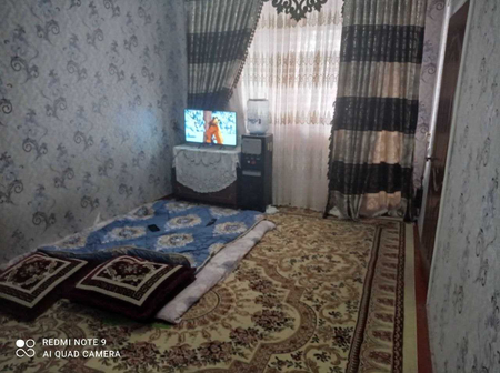 Yashnobod panelniyda uy sotiladi srochno