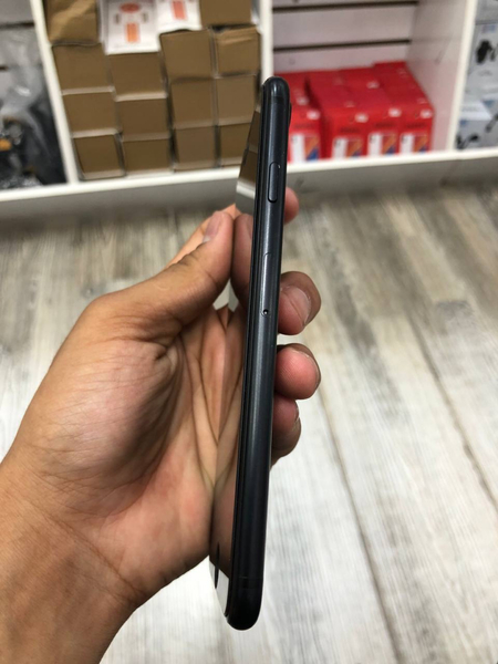 Iphone 7 32 gb KH/A