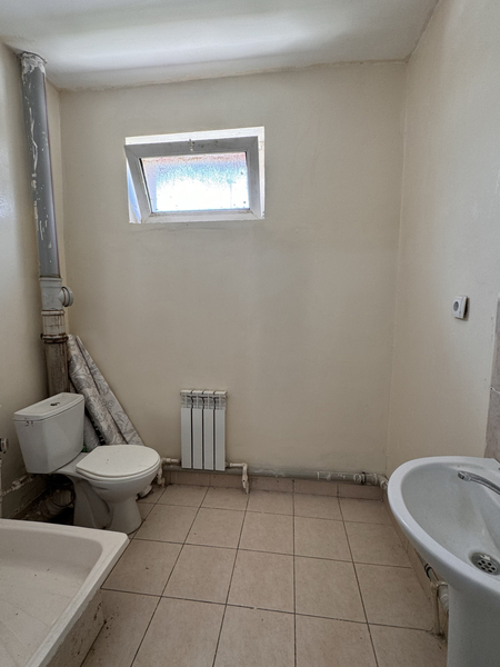 Srochna sotiladi 2 xonalik