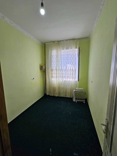 2 xonali 42m² 1-qavat uy sotiladi