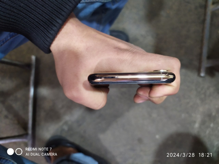 Iphone 11 pro gold