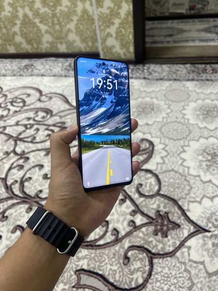 Huawei nova 11i 8/128GB igravoy prochesir likuyin uchun zor telfon