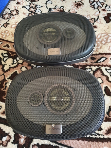 Kenwood 320wat 2шт 640wat