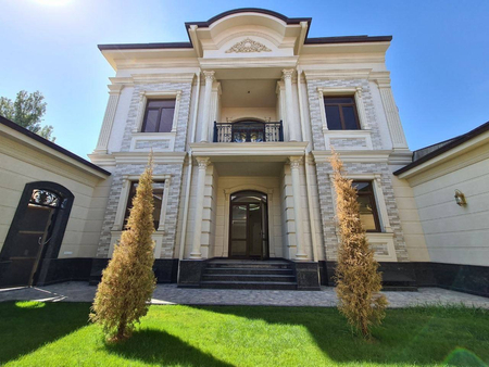 Продается Евро дом на центре Луначарского