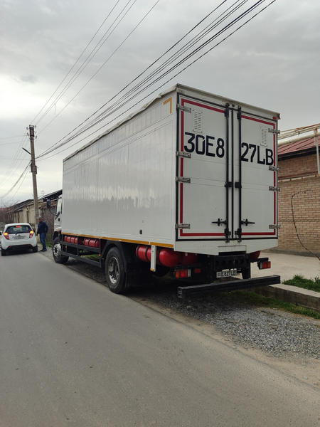 Isuzu fvr sotiladi