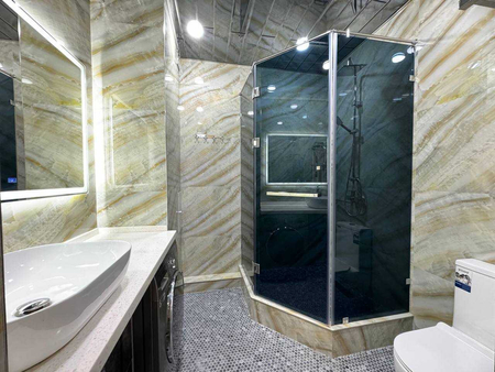 продается квартира 77 м2 3\4\7