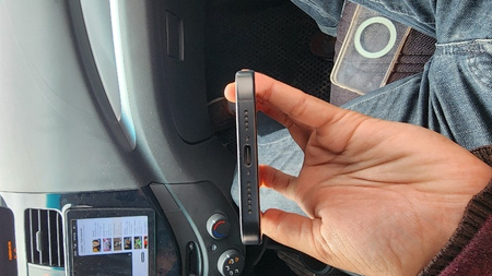 IPhone 15 Pro max sotiladi