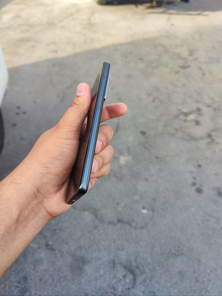 Xiaomi 12 12+4/256 sastyanas idyal ayb yo bir qo'l iwlatlgan