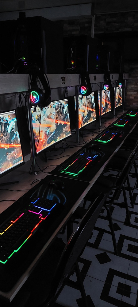 Game club uchun манитор сотилади arzon narxlarda !!!