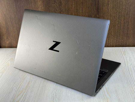 HP ZBook /  i5 1145G7 / 8Gb / 256Gb / IrisXe