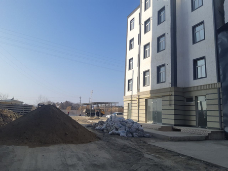 Magazin sotiladi padvali bor arzon narxda