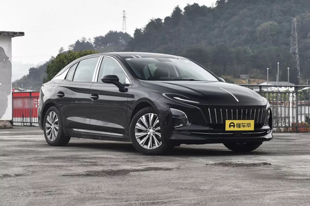 Tayyor, Hongqi EQM-5 450KM