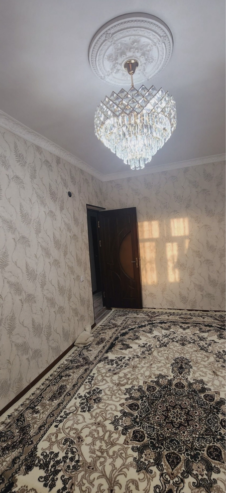 Продам 2/4/4 ком квартиру куйлюк массив 4  кирпич 77 серия