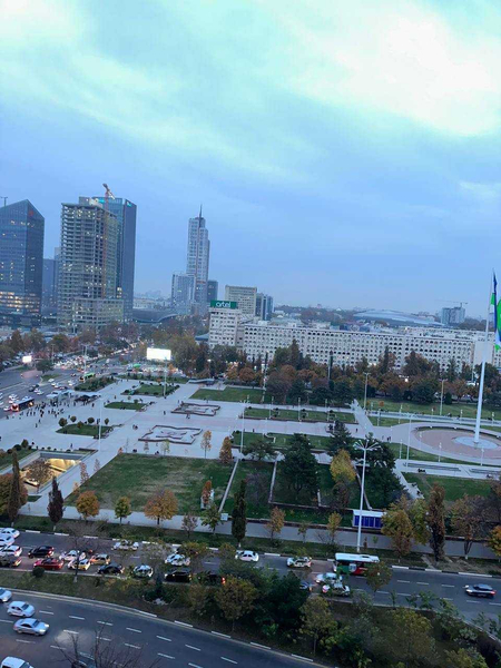 NRG U tower 2/14/26 вид на Олий Мажлис коробка