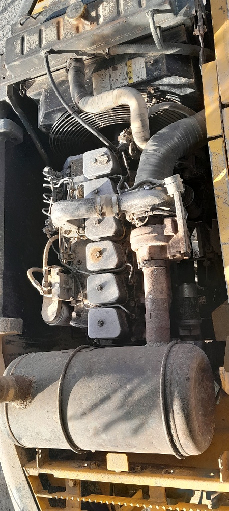 Volvo 130 sotladi 45000$
