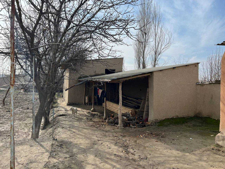 Ҳовли сотилади 18 сотох