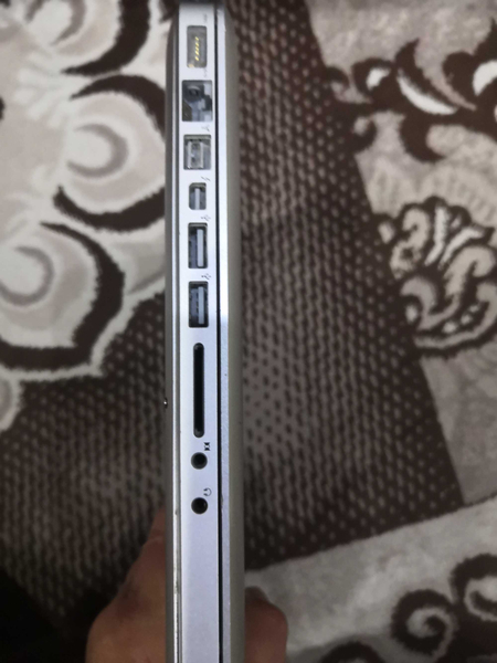 Продается MacBook Pro core i7