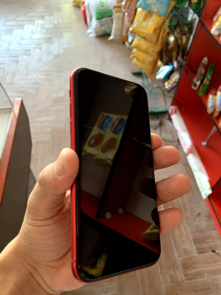 Iphone XR sotiladi srochna