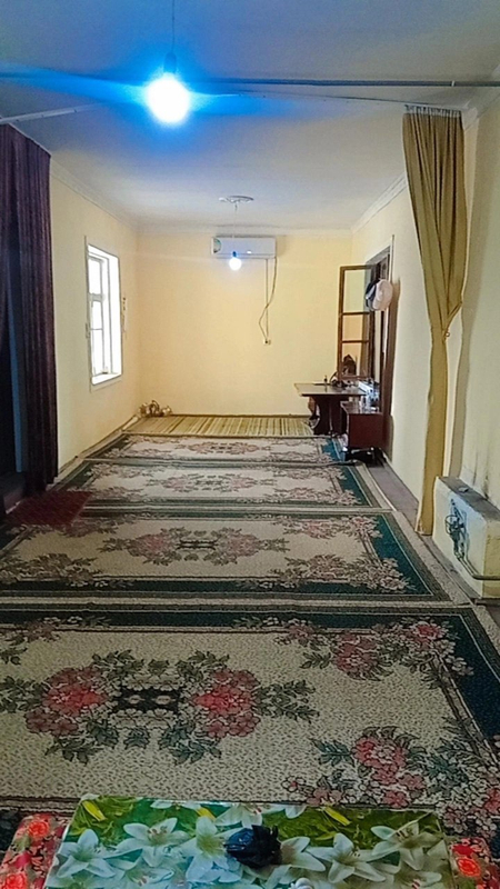 Ховли уй сотилади