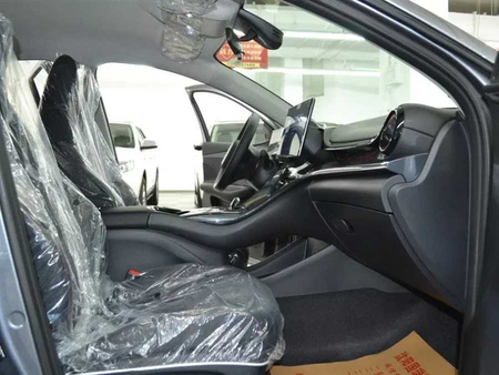 BYD E2 Avtomobili!