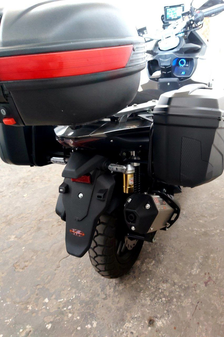 Продам Скутер X-ADV 180.