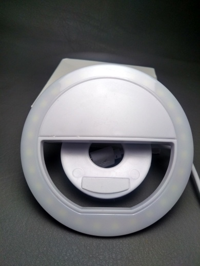 Кольцевой светильник для селфи с USB зарядкой .