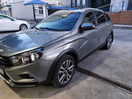 Lada Vesta SW Cross