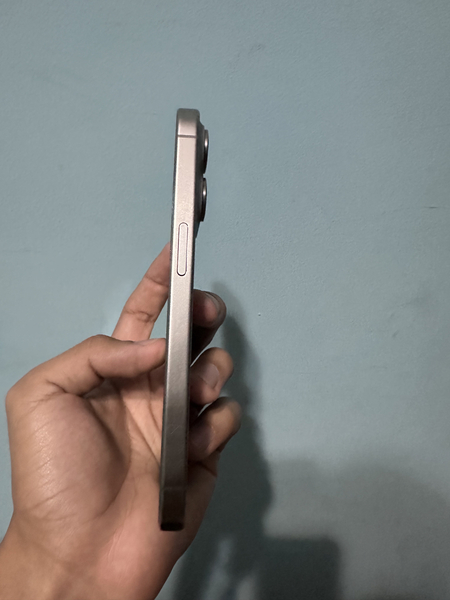 Iphone 15pro с гарантией