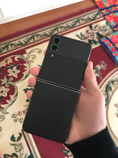 Samsung Z flip 4