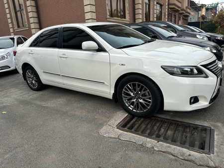 toyota camry 2007 yil