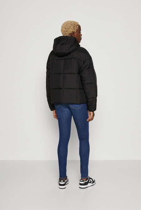 Куртка женская Nike оригинал
