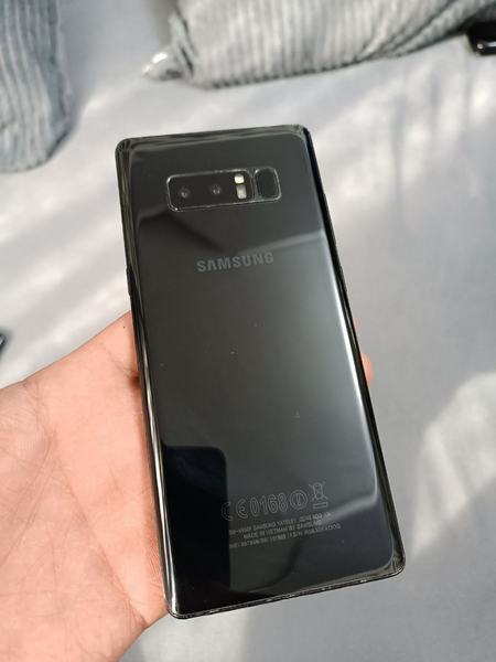 Samsung Note 8 sotiladi 256Gb