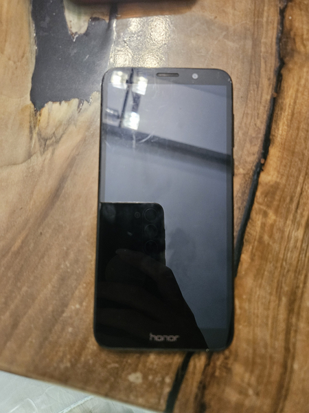 Телефон Honor A7