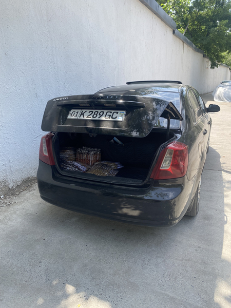 Lacetti 1.8 avtomat 3 pazitsa Srochna sotiladi !